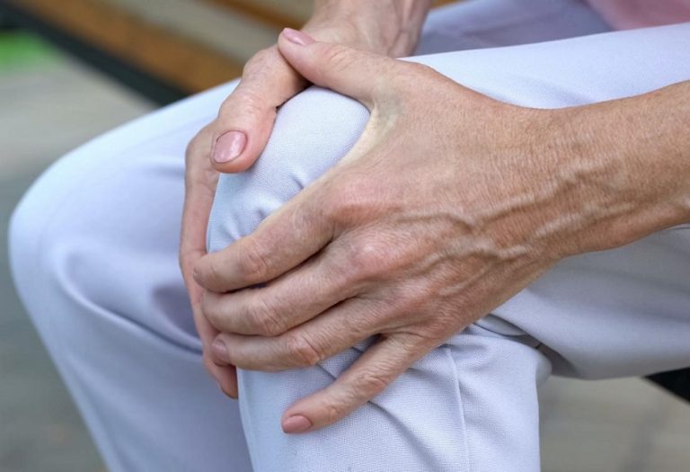 3 Common Knee Injuries in the Workplace - Your Business Magazine